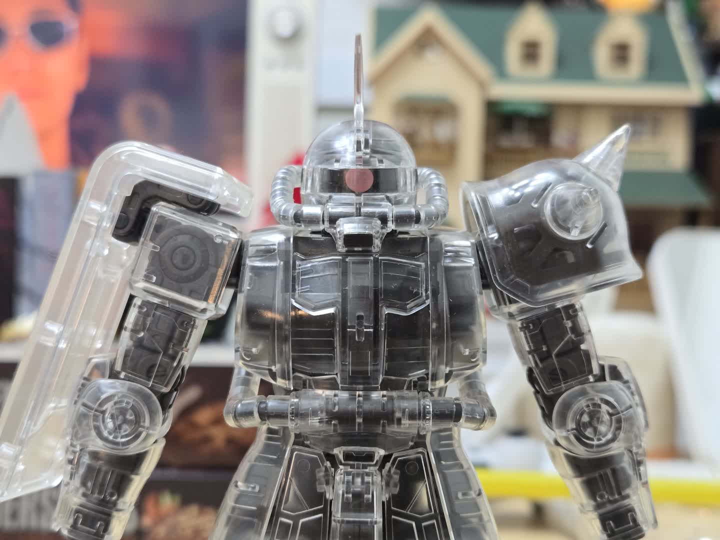 반다이 MG 샤아전용 자쿠2 2.0 클리어컬러 | 콜리(Colley)