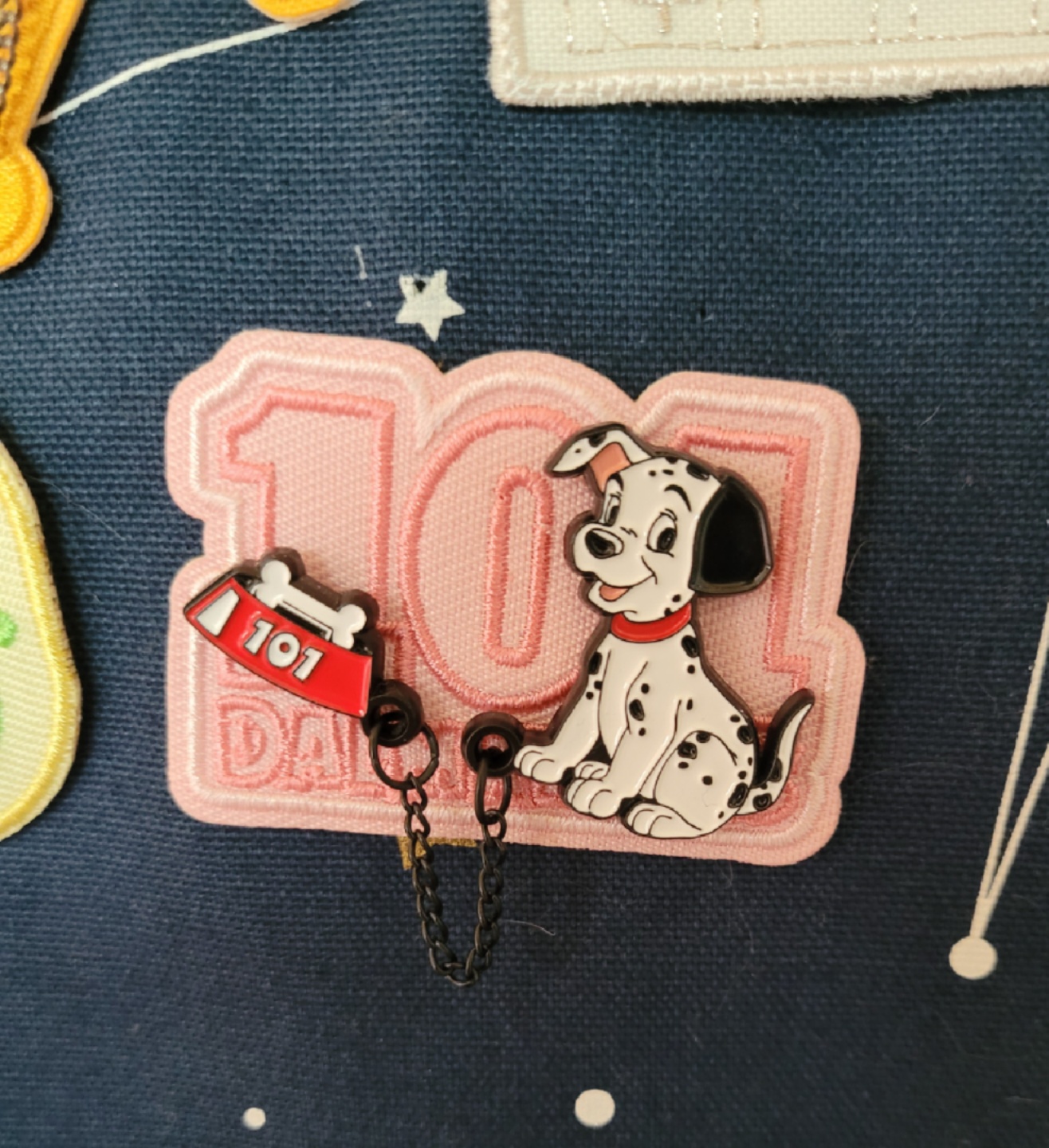 원래도 101마리 달마시안 정말 좋아했었는데 크루엘라 보고 나서 더 좋아졌어요🤭 | 콜리(Colley)