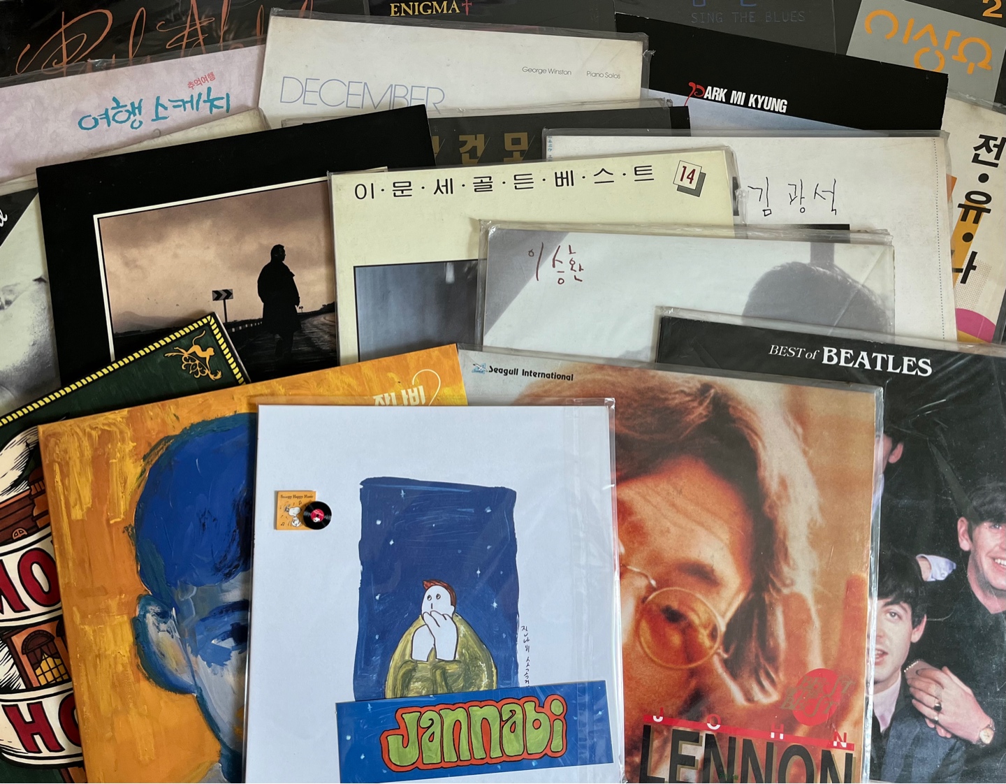 약 1년 9개월 전부터 본격적으로 LP 모으기 시작! | 콜리(Colley)