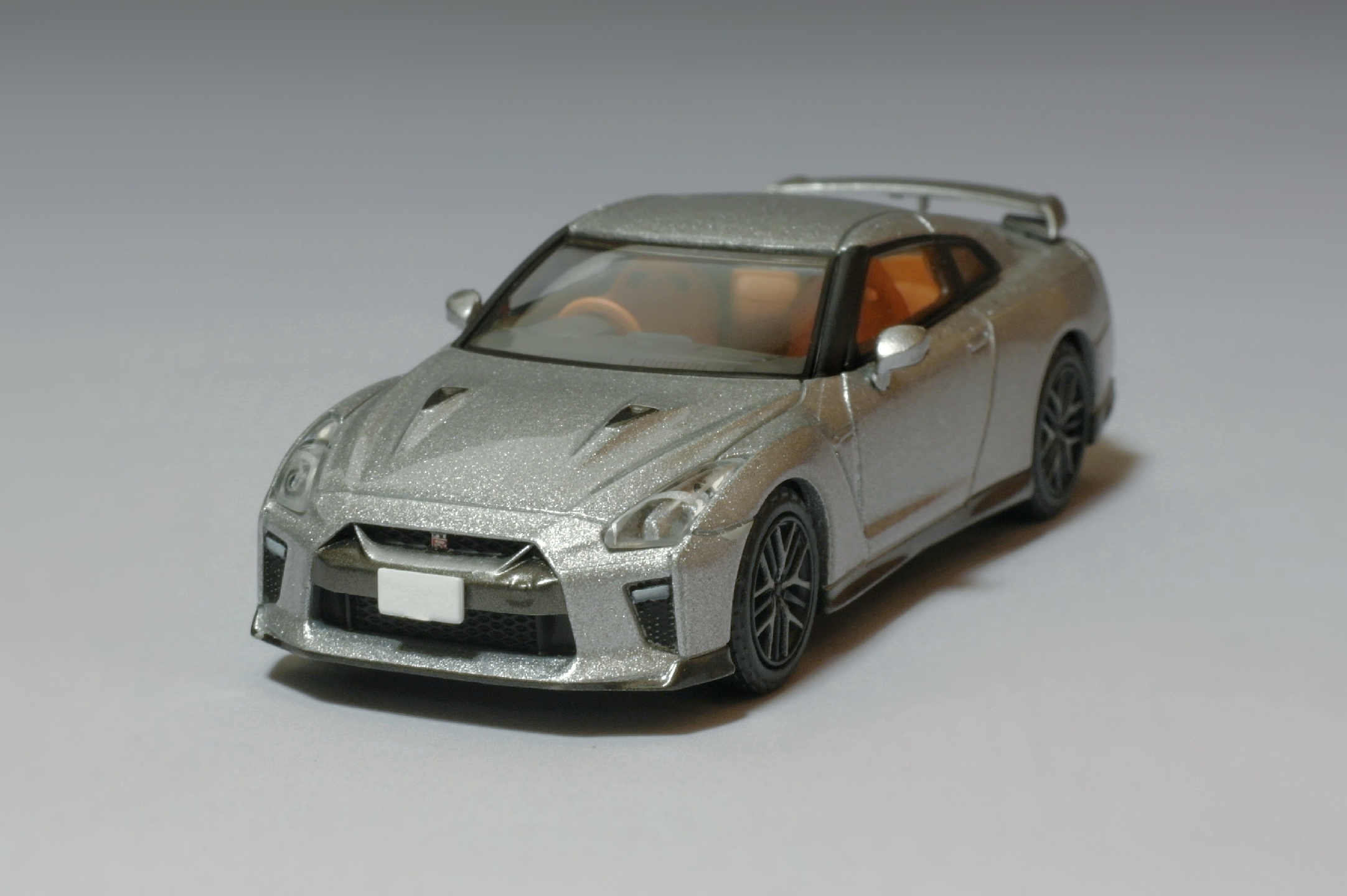 1/64 TLV 2017 R35 GT-R | 콜리(Colley)