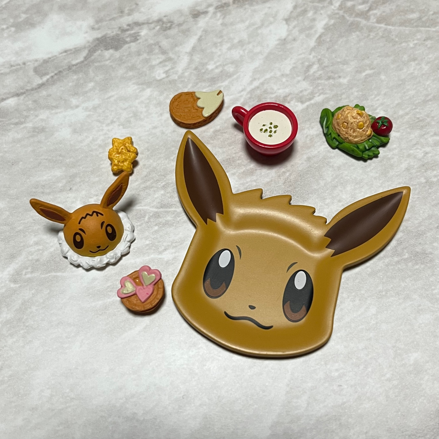 이브이 플레이트🤎 | 콜리(Colley)