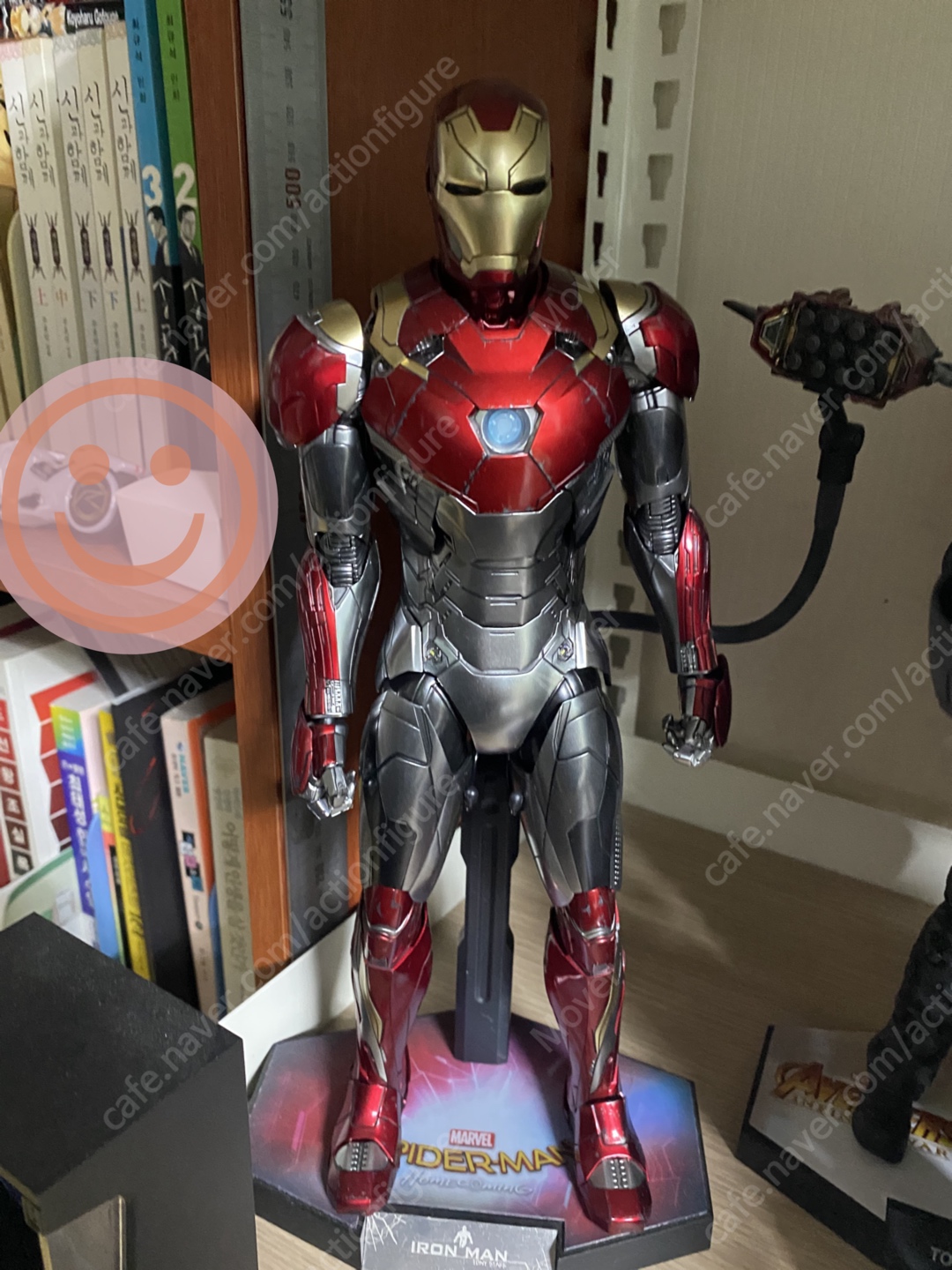 핫토이 마크47입니다 | 콜리(Colley)