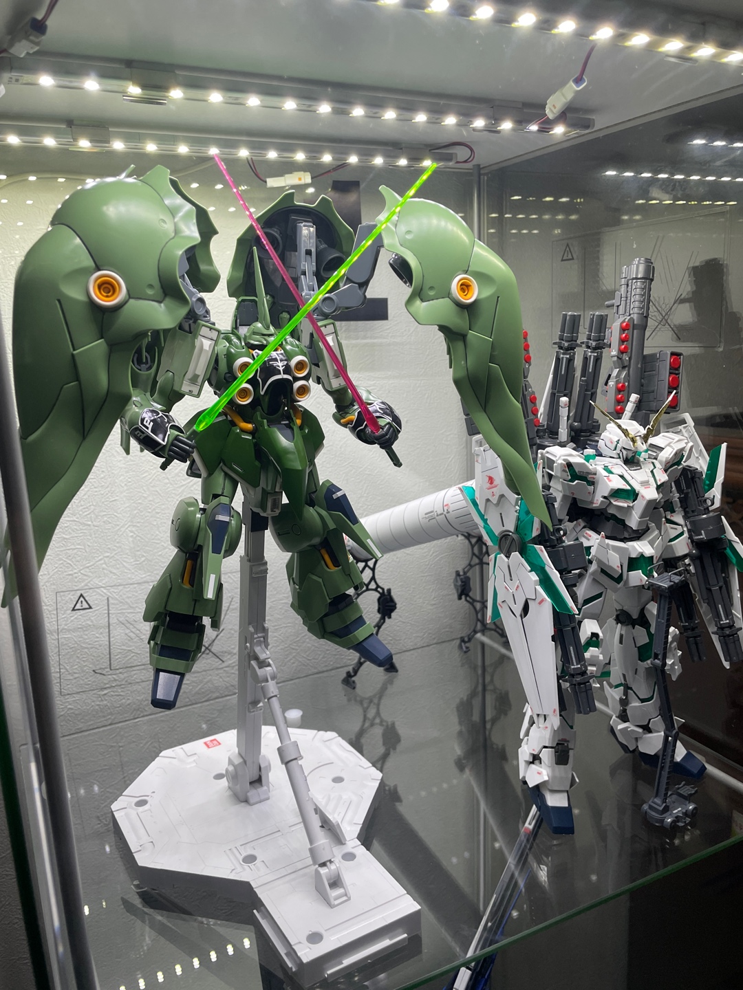 기묘하게 멋진 hg크샤트리아 | 콜리(Colley)