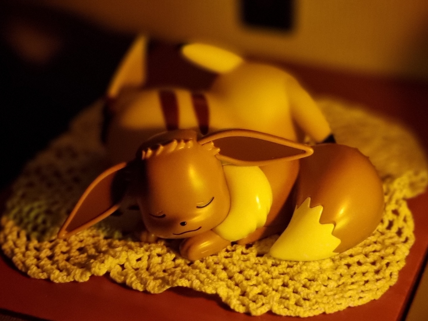 🌙잠 자는 이브이&피카츄🌙 | 콜리(Colley)