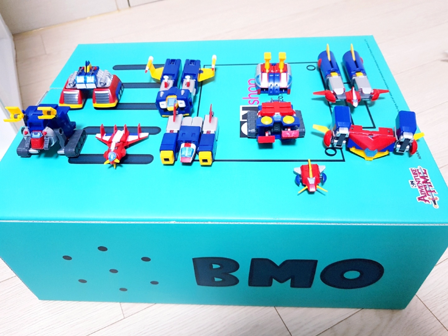 미니프라 에서 나온 볼테스V 와 콤바트라V | 콜리(Colley)