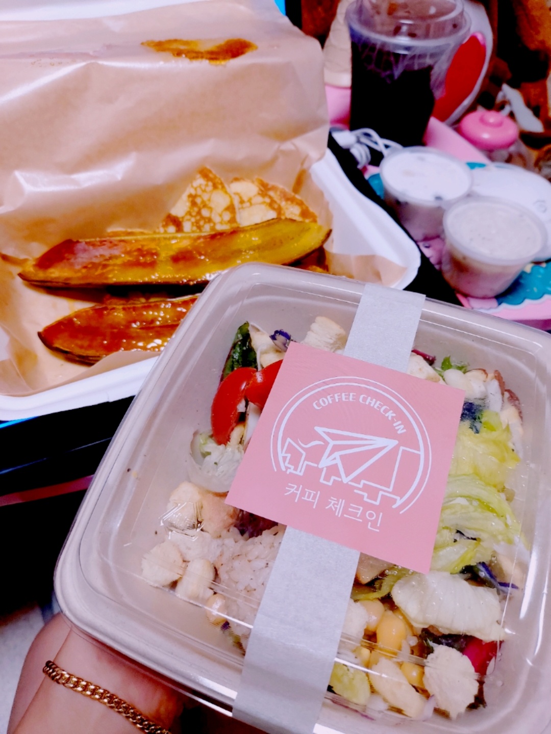 올려봤어요 바나나 브륄레 💛🍌 | 콜리(Colley)