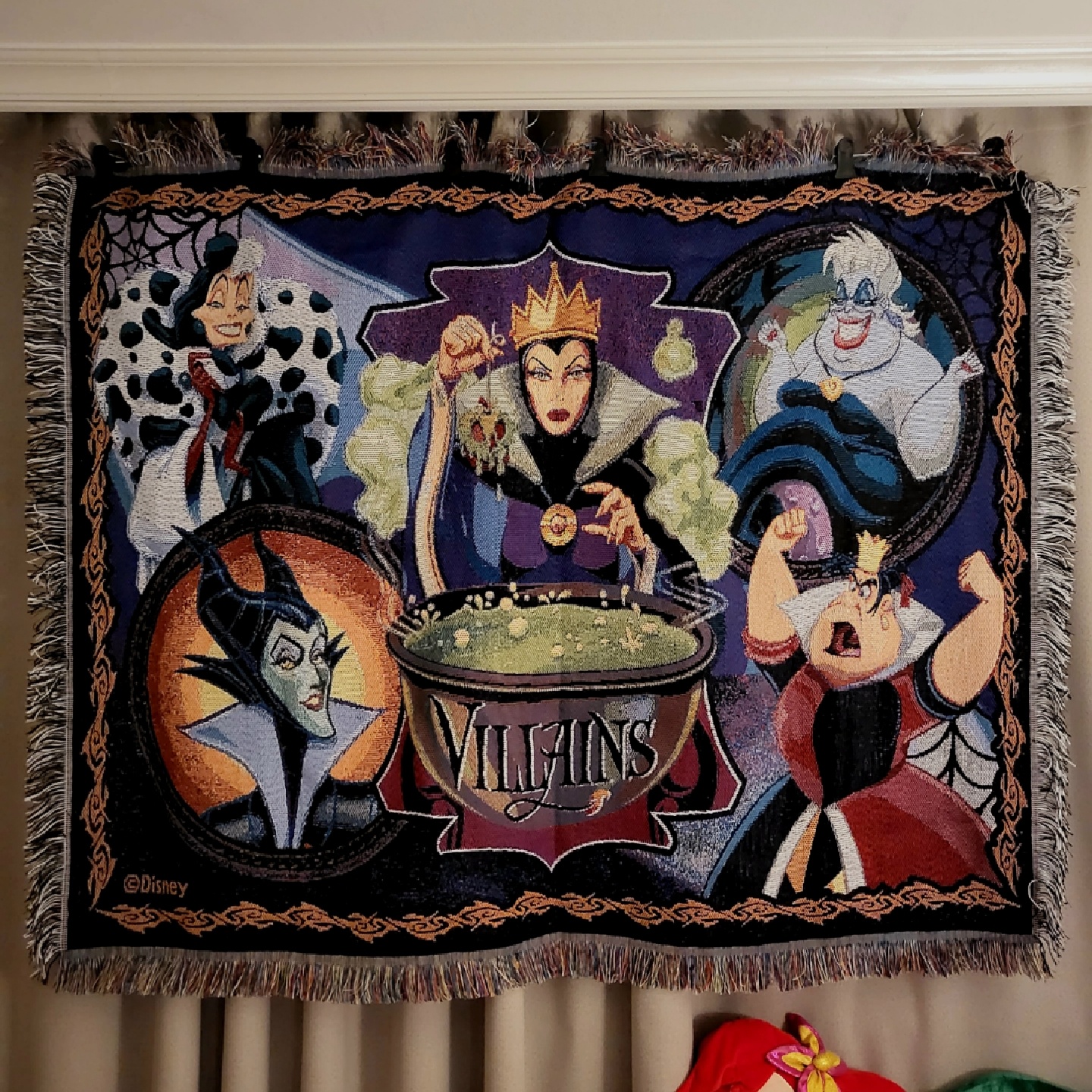 디즈니 빌런 태피스트리 | 콜리(Colley)