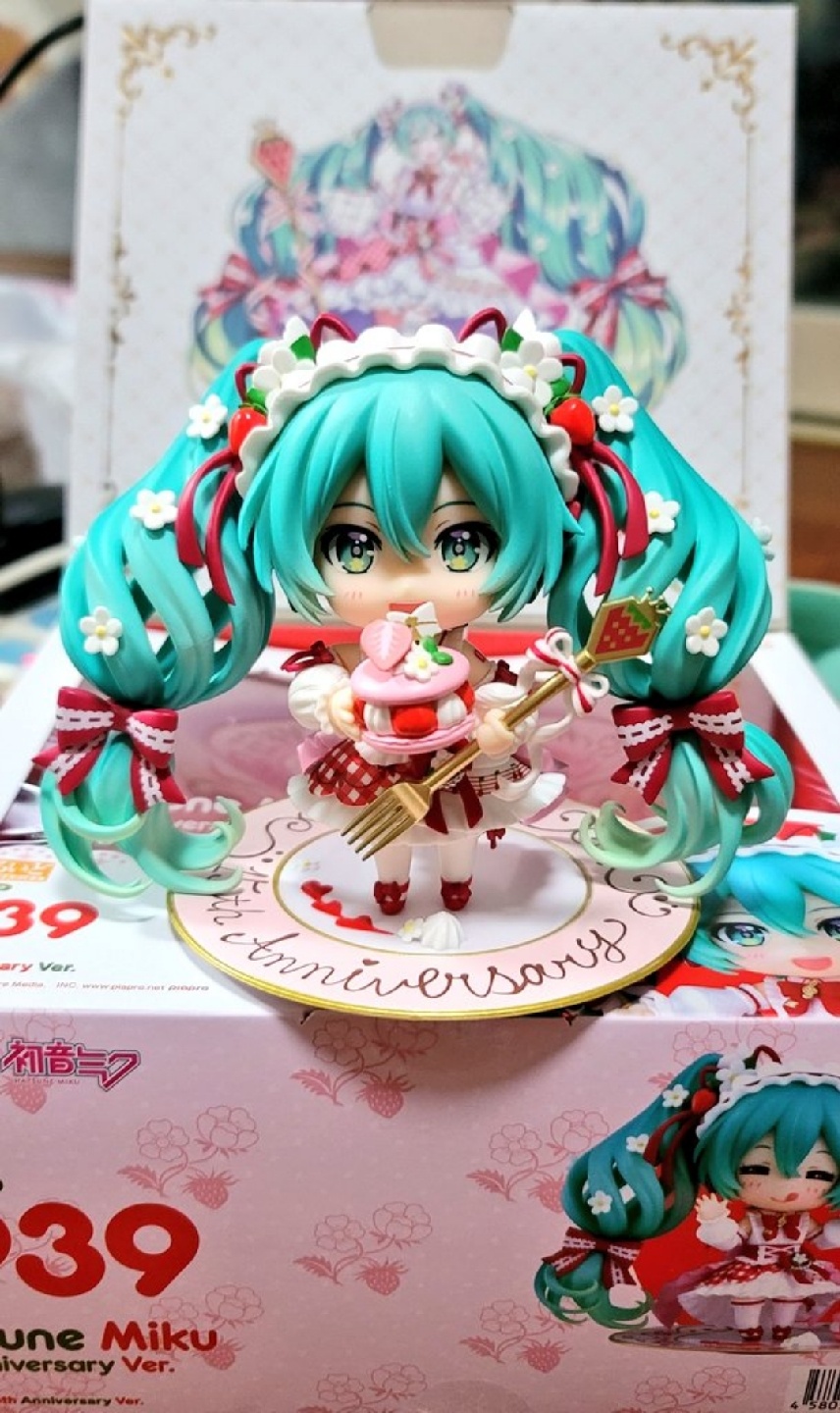 하츠네미쿠 15주년 넨도로이드 | 콜리(Colley)