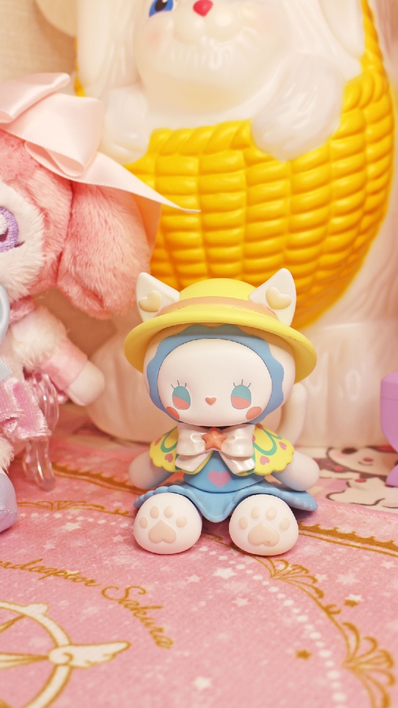 EMMA 랜덤피규어😖💕 | 콜리(Colley)