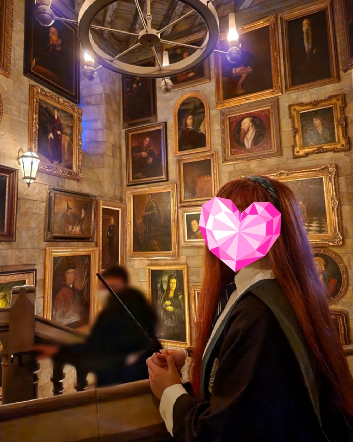 USJ에서 포비든저니 대기줄 옆으로 잠깐 이탈해서 찍은거였어요!(못가게 막아놓은곳 아님) | 콜리(Colley)