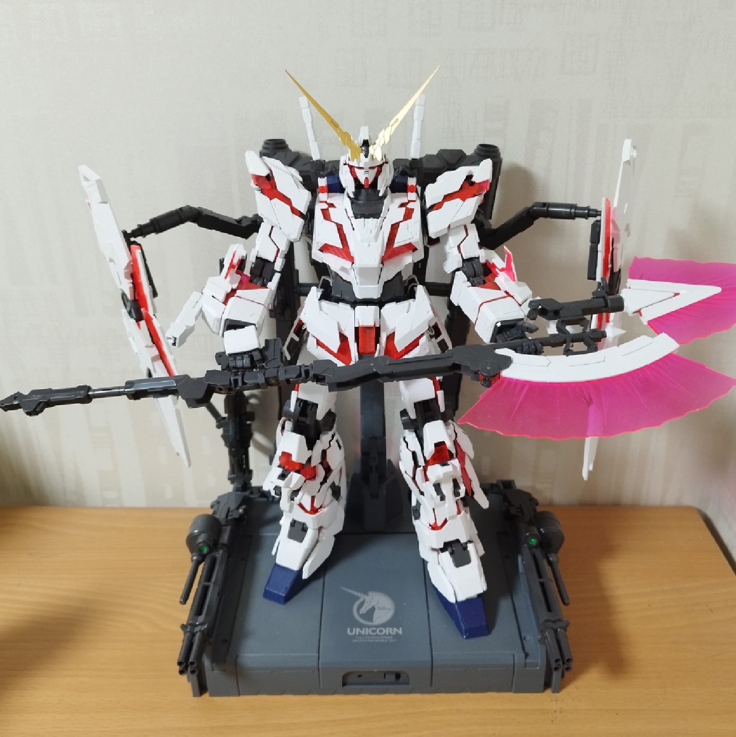 RX-0 UNICORN FULL PSYCHO-FRAME PROTOTYPE MOBILE SUIT | 콜리(Colley)