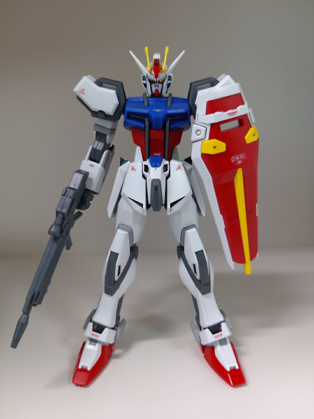 먹선이랑 약간의 부분도색, 쓰다 남은 데칼 붙여줬는데 | 콜리(Colley)