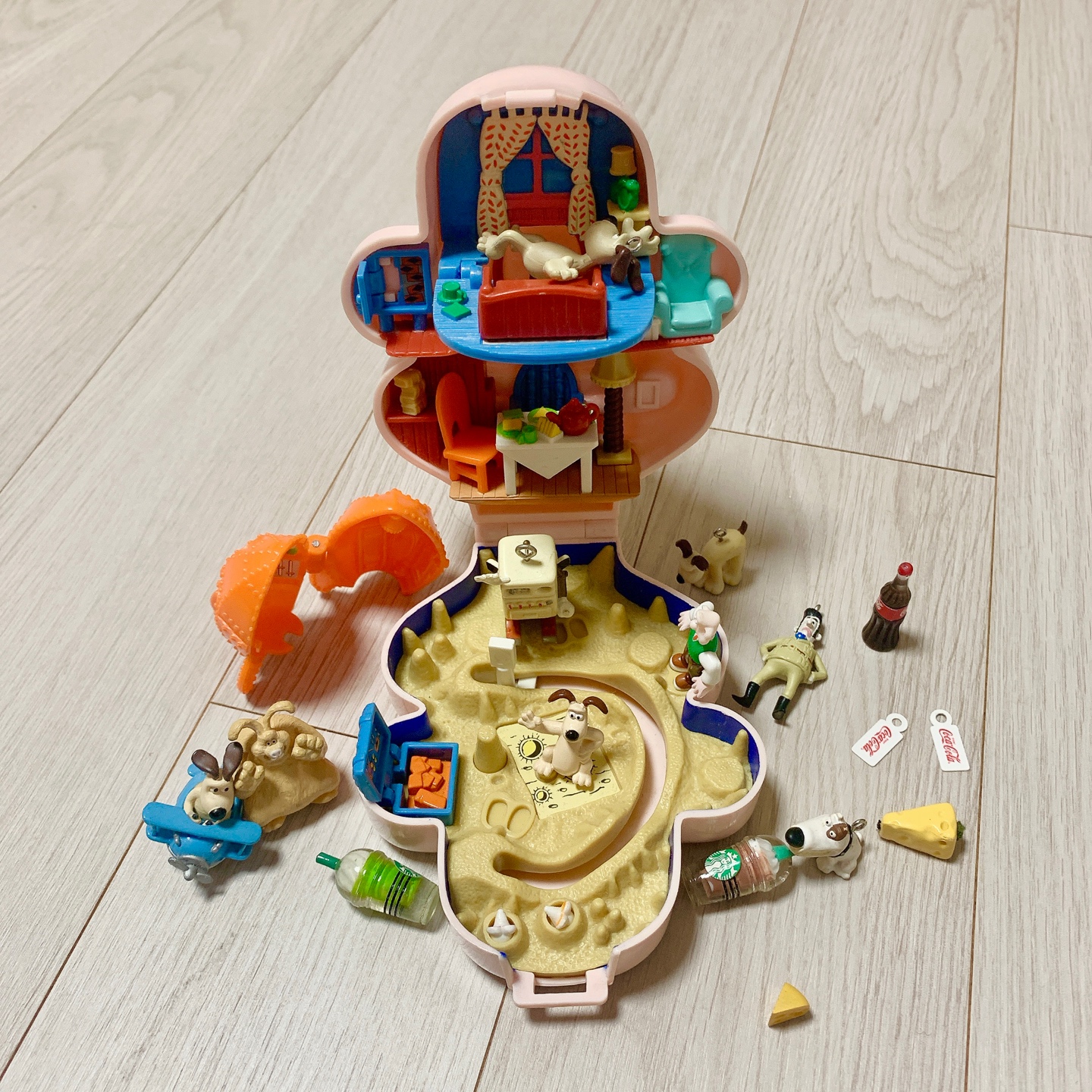 월레스 폴리포켓 | 콜리(Colley)