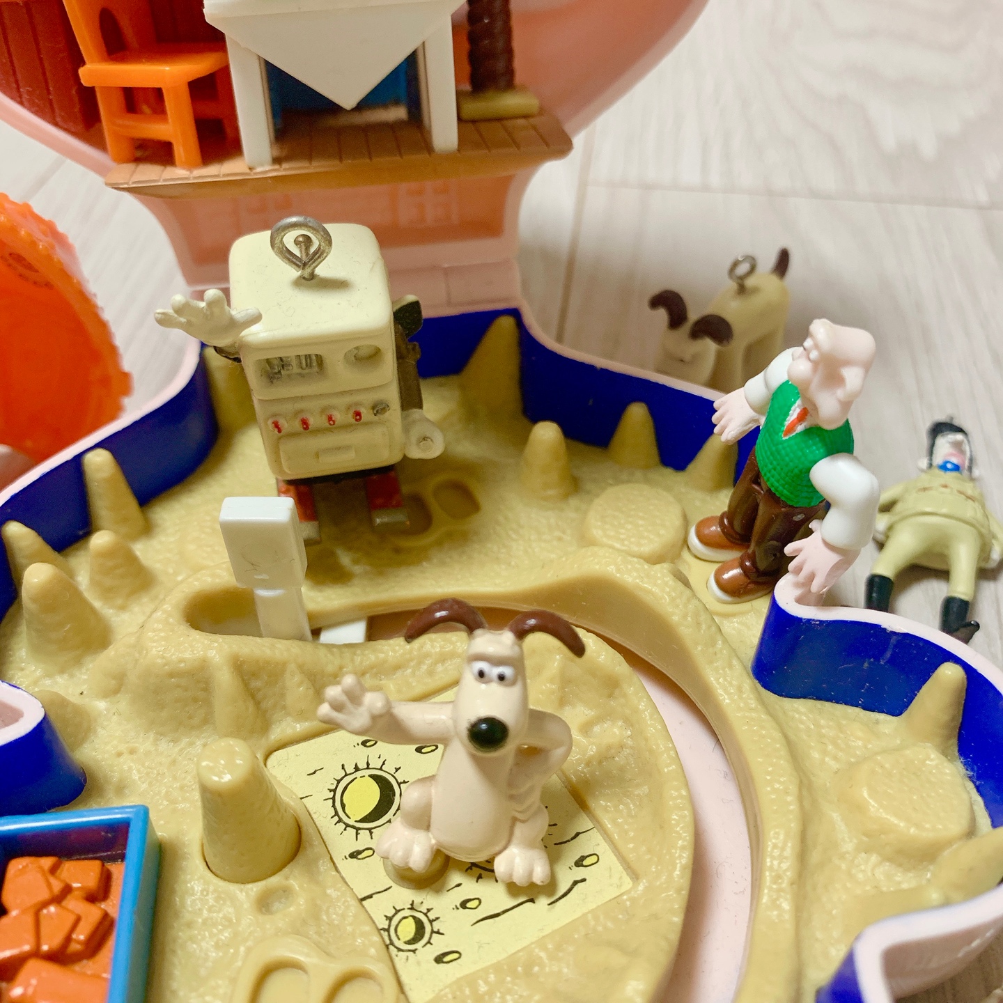 월레스 폴리포켓 | 콜리(Colley)