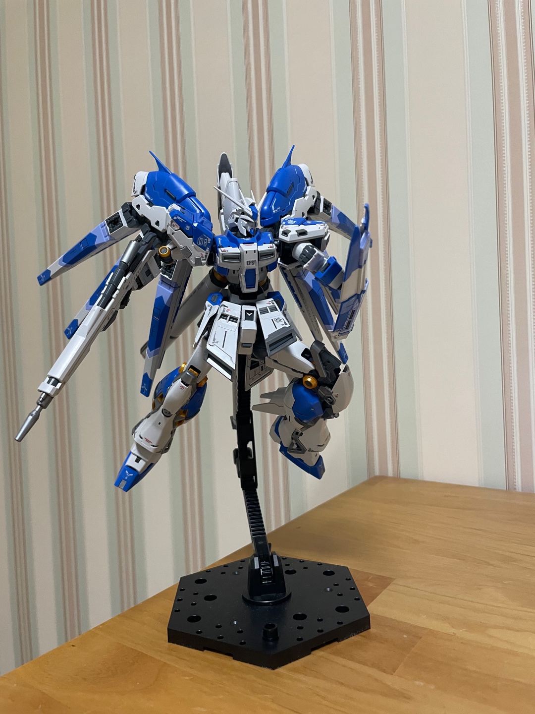 RG하이뉴 건담 | 콜리(Colley)