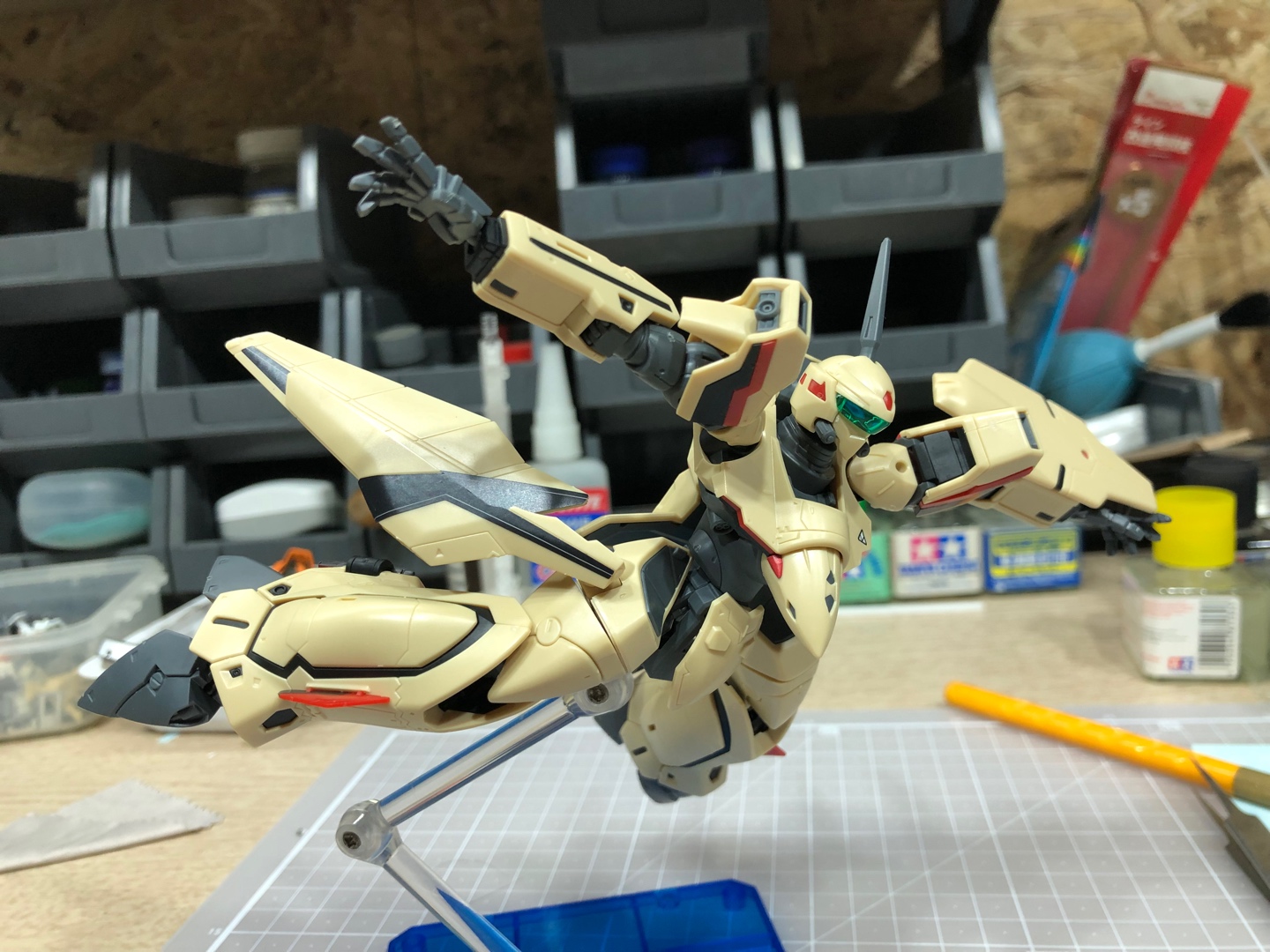 Bandai 1/100 hg yf-19 배틀로이드 | 콜리(Colley)