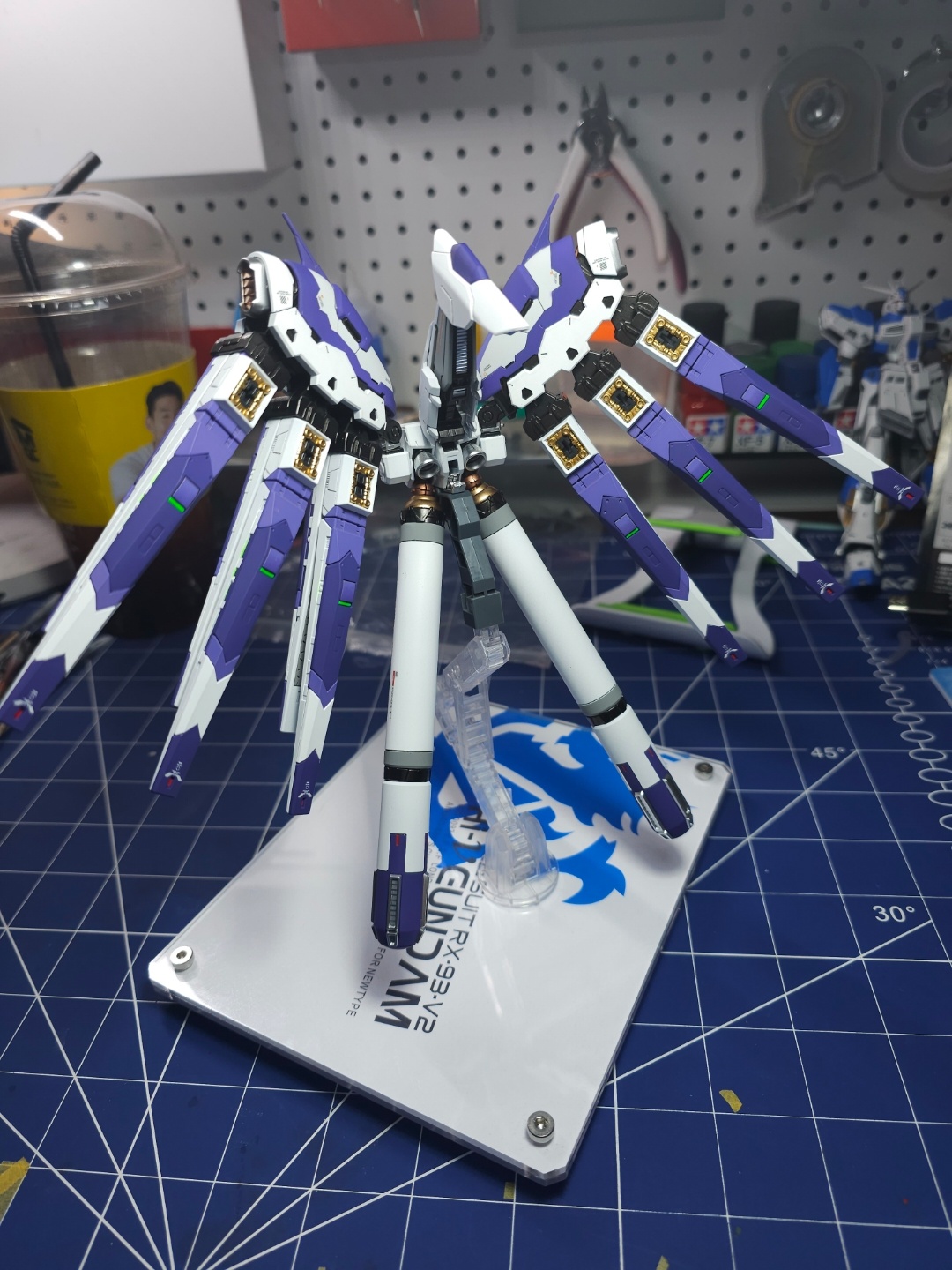 rg하이뉴 백팩 무장 끝입니다 | 콜리(Colley)