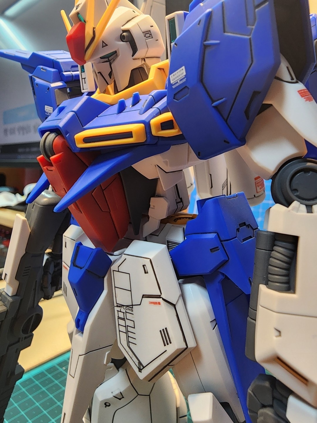 RE/100 건담 린트블룸 | 콜리(Colley)