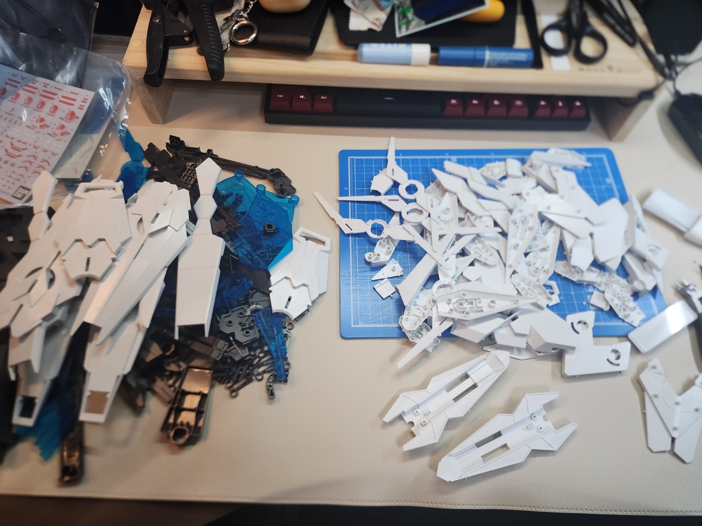 PG 퍼빌 웨폰 파츠들 | 콜리(Colley)