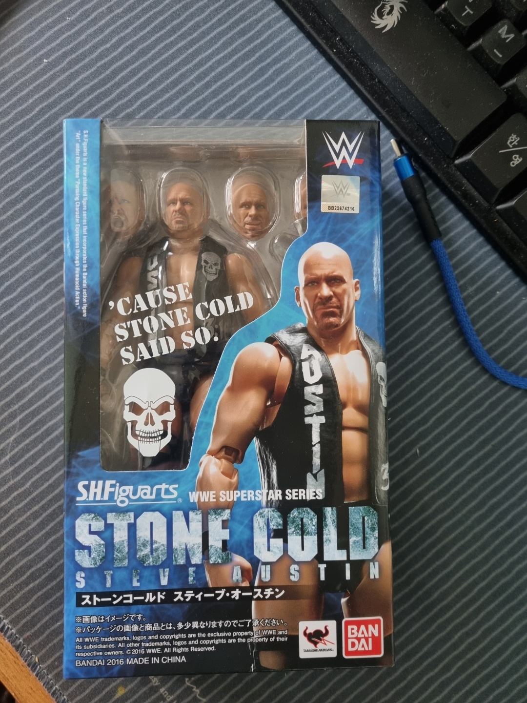 반다이사의 액션피겨라인업 shf의 스톤콜드 액션 피규어 입니다 | 콜리(Colley)