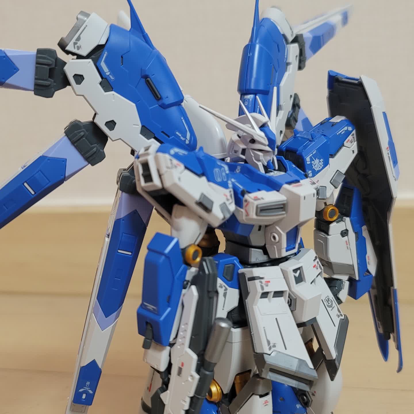 RG 하이뉴 건담(feat. 메가 바주카 런쳐) | 콜리(Colley)