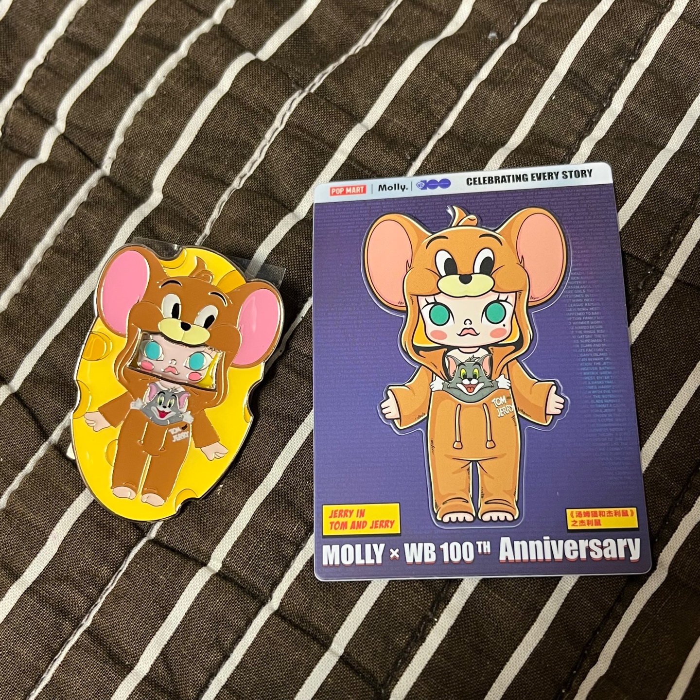 팝마트 몰리X워너브라더스 100주년 콜라보 뱃지 | 콜리(Colley)
