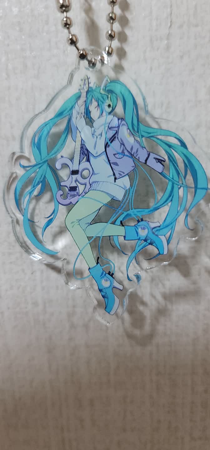 이번에도 하츠네 미쿠 굿즈 하나 더 올리는데 바로 앞에 올린 아크릴 키홀더와 같은 시리즈로 EXIT TUNES PRESENTS Vocaloseasons winter ver ...