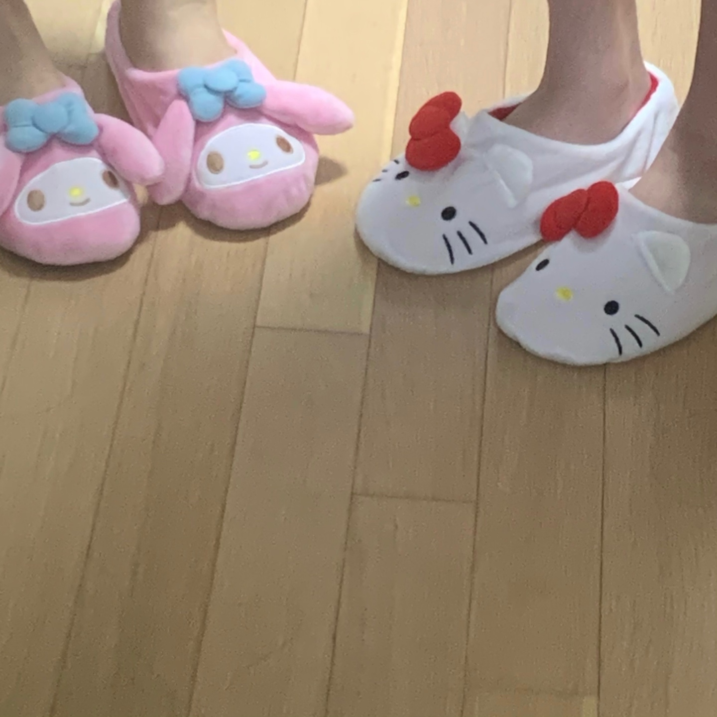 🎀 𝐻𝑒𝑙𝑙𝑜 𝑘𝑖𝑡𝑡𝑦 64 🎀 | 콜리(Colley)