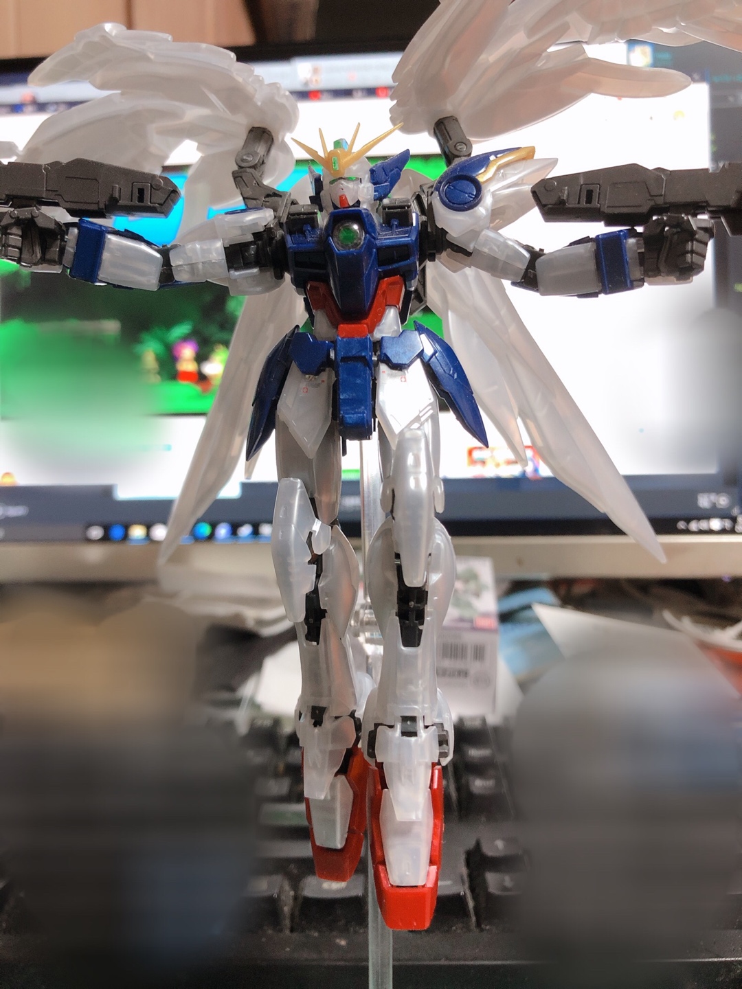 이벤트 한정 RG - 건담 윙 제로 커스텀 EW - 펄 글로스 인젝션 | 콜리(Colley)