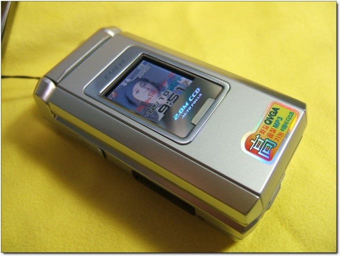 올드폰 에버 리얼디카폰 KTF-X6000 2가지 색상 공기계도 판매합니다 | 콜리(Colley)